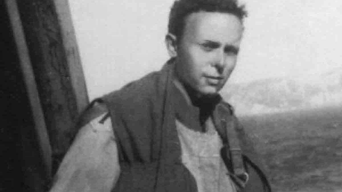 'Forensic Files' Voice Peter Thomas Dropped Nazis Across Europe with ...