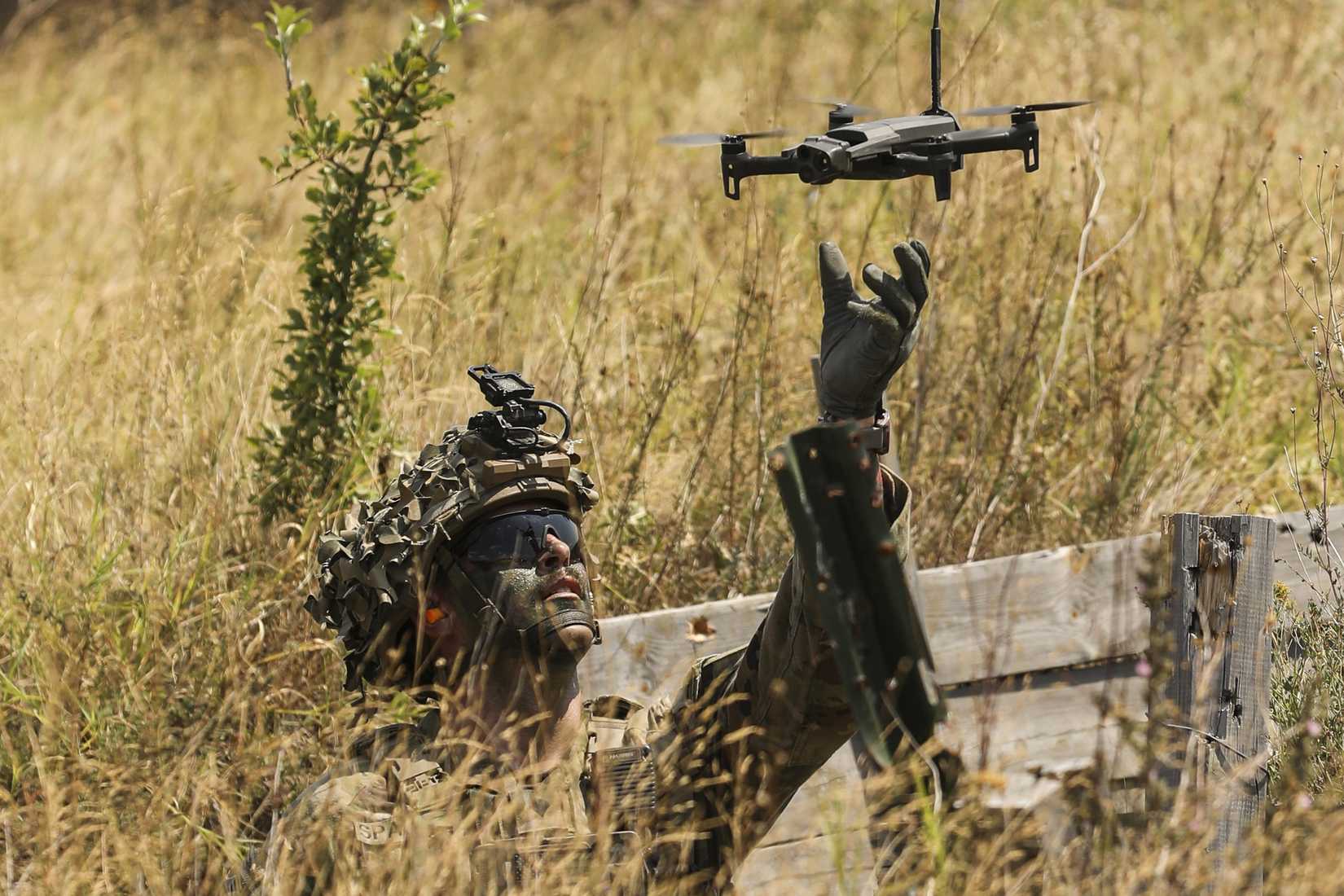 300,000 Drones: What Hegseth’s Drone Build-Up Means, and What We Still ...