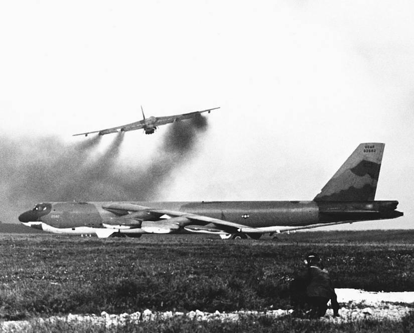Operation Linebacker II: The Bombing Campaign That Forced North Vietnam ...