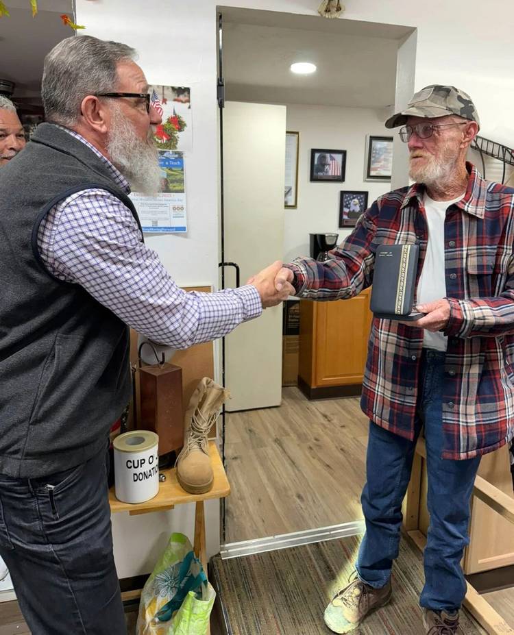 Hamburger Hill Veteran Finally Receives Bronze Star