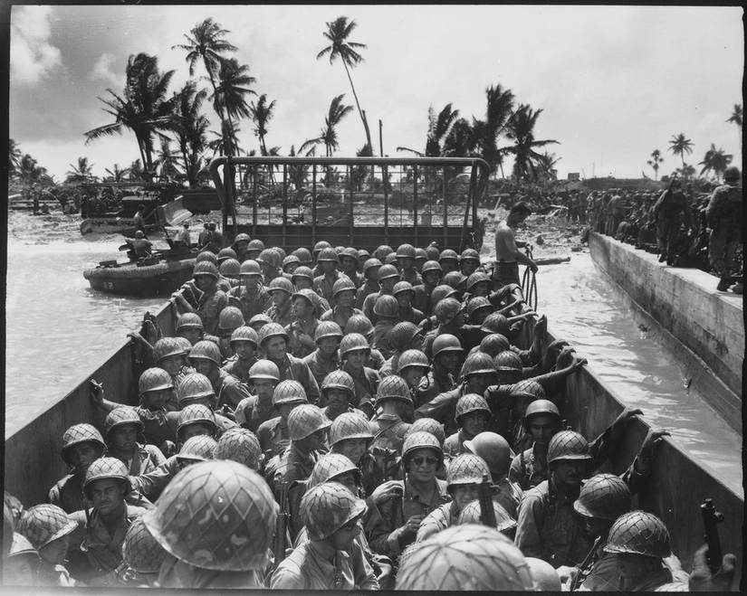 The Battle of Kwajalein: Five Days, Four Medals of Honor, 8,000 ...