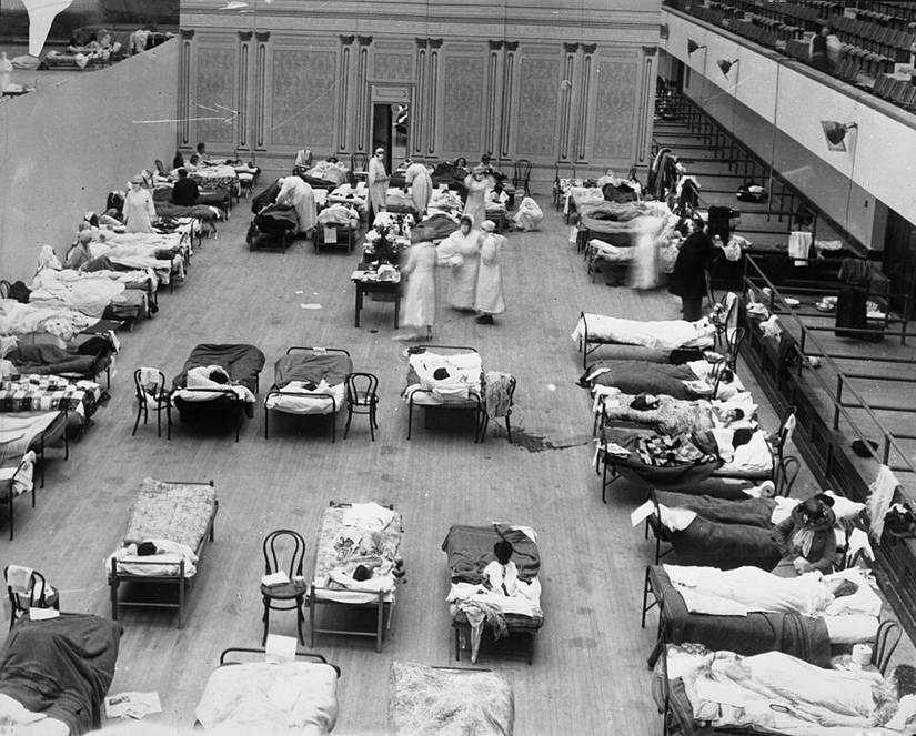 How Soldiers at Fort Riley Helped Spread the Spanish Flu Pandemic ...
