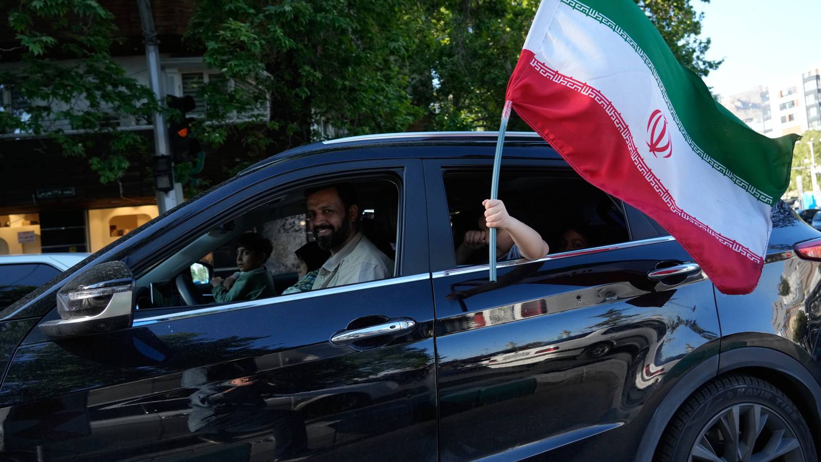 Iran Presses for an End to War Within 30 Days as Trump Expresses Doubts