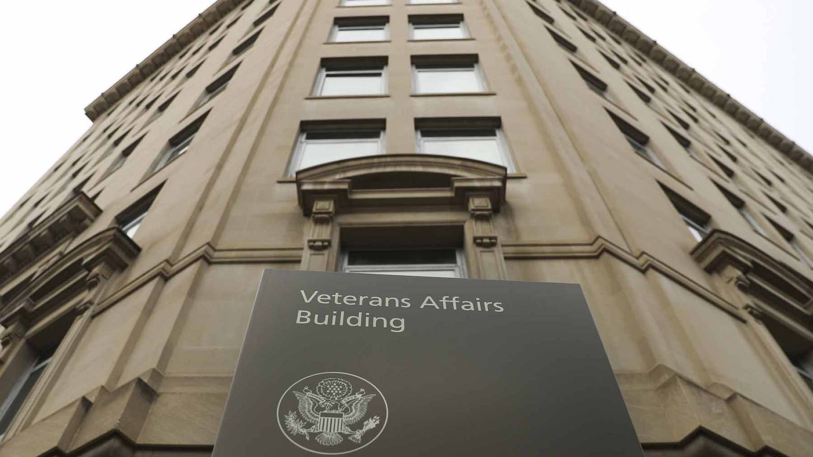 VA Halts Future Launches of Its Oracle Cerner Health Record System