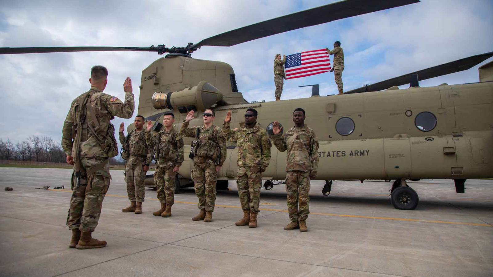 Army Unveils Occupational Fields that Need More Soldiers – and Bonuses ...