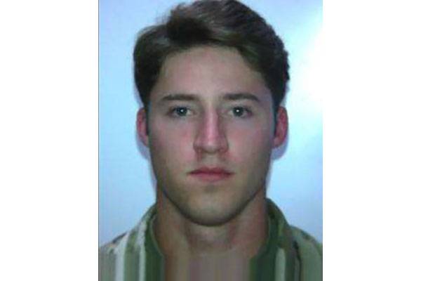 Army Identifies Explosive Ordnance Officer Who Died After a Fall During ...