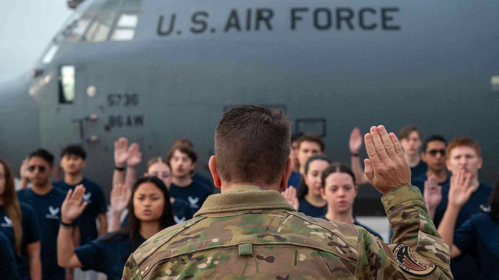 Air Force Hits Recruiting Goals with Help from Tweaks to Body Fat ...