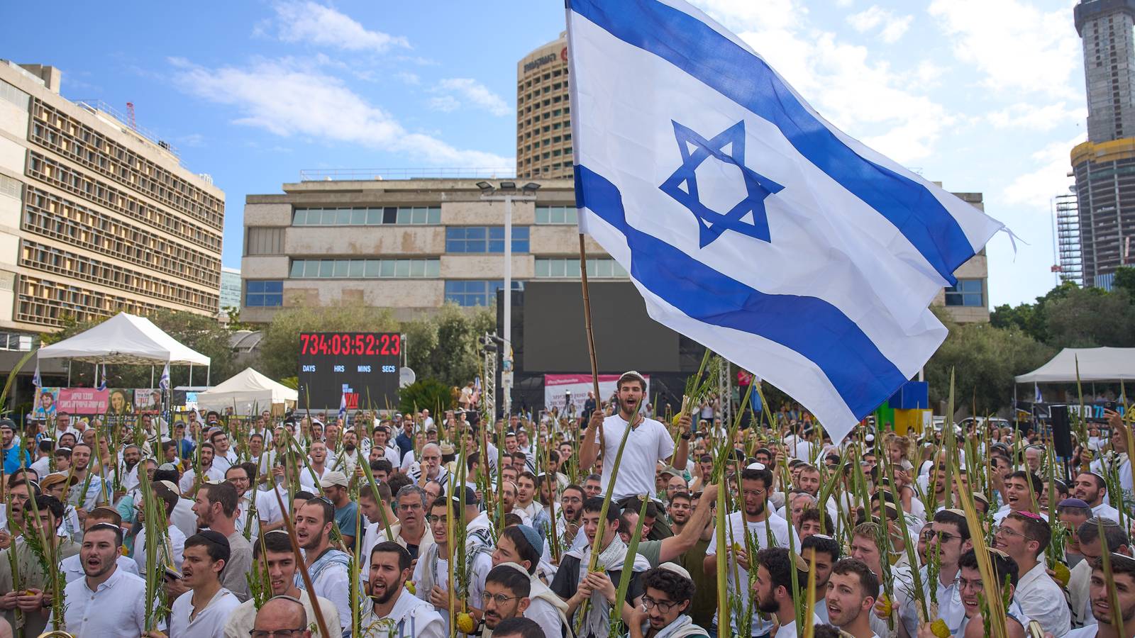 Israeli Military Says Ceasefire Agreement in Gaza Started at Noon Local ...